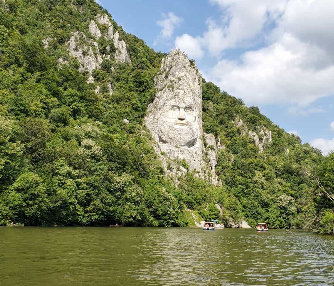 Cele mai frumoase 10 Locuri de vizitat în Băile Herculane ️