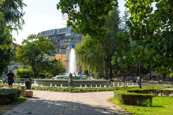 Top 10 Locuri de vizitat în Ruse într-un weekend ️