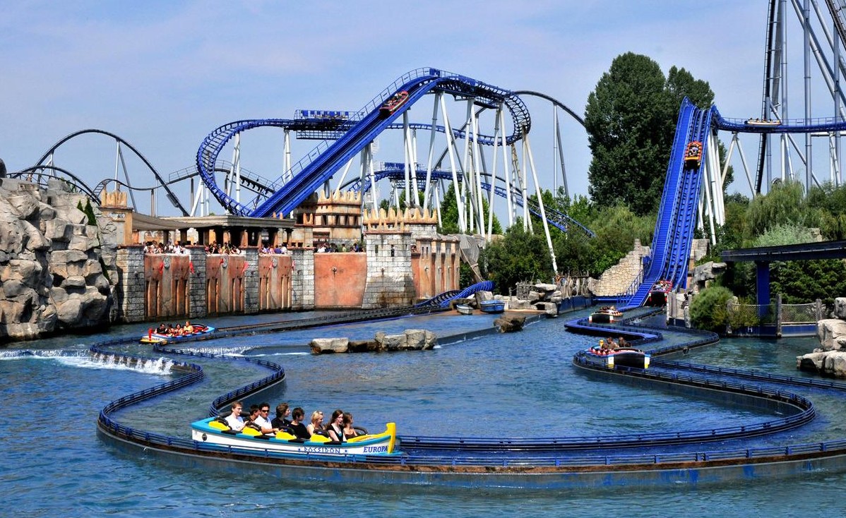 TOP 10 Cele mai renumite parcuri de distracție din Europa ️
