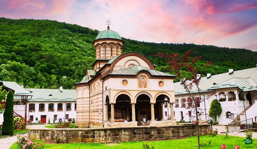 TOP 10 Locuri de vizitat în Călimănești - Căciulata și împrejurimi ️