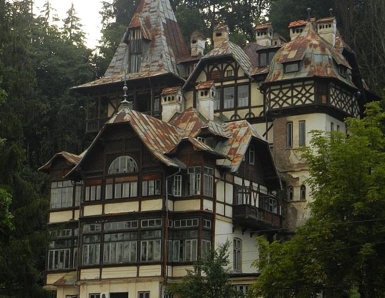 Top 15 locuri faine din Sinaia ce merită vizitate ️