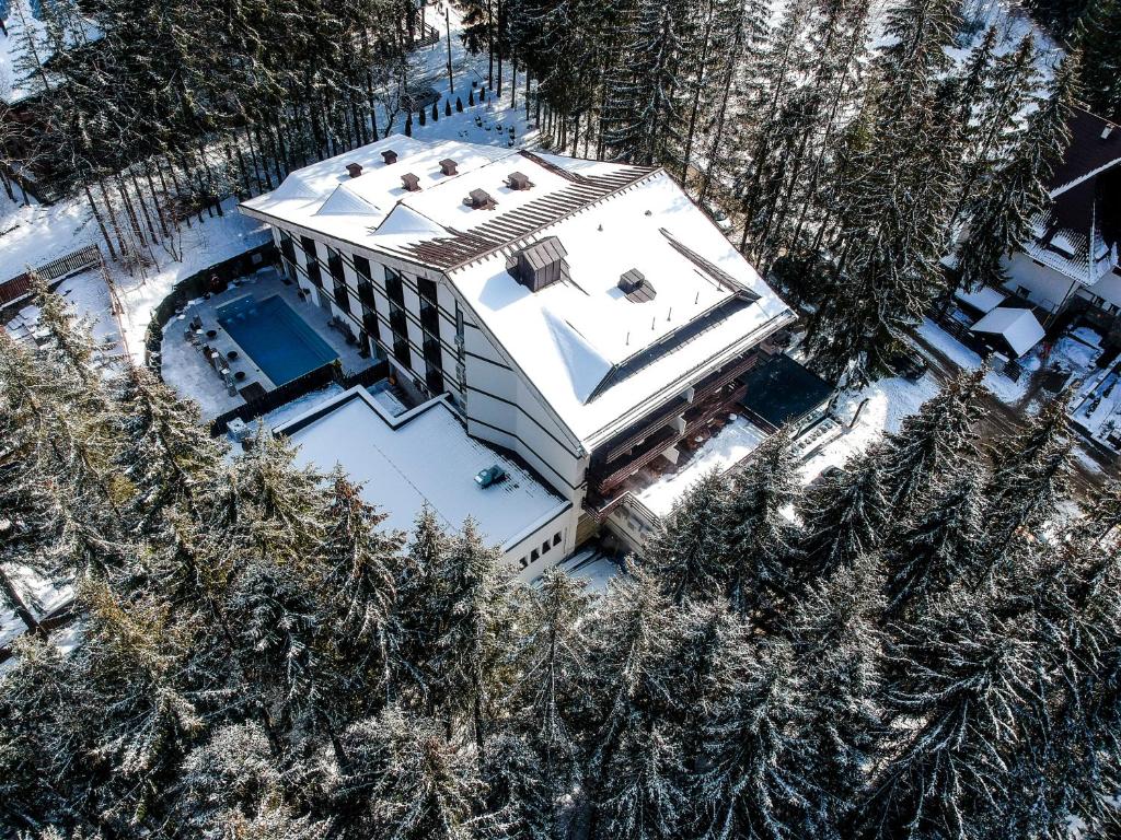 10 hoteluri în Predeal cu piscină și spa ️